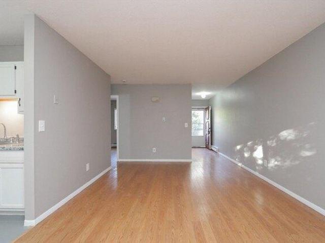 condo with 1 bedroom, Amherst MA ES103848605