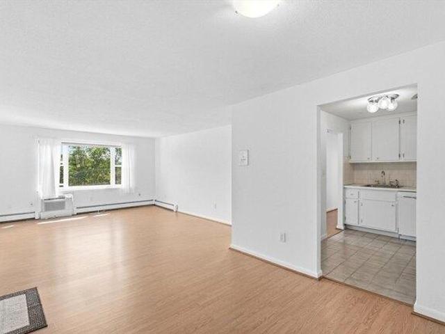 condo with 1 bedroom, Andover MA ES105115803