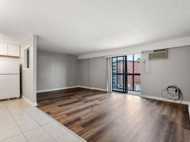 condo with 1 bedroom, Arlington MA ES103124956