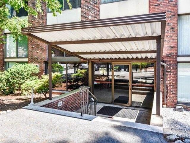 condo with 1 bedroom, Arlington MA ES104330750