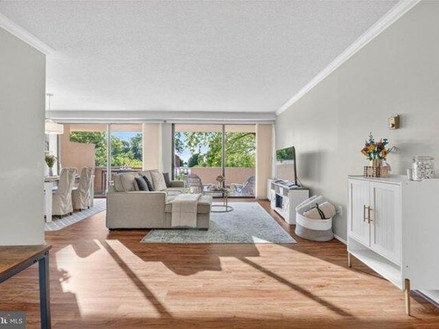 condo with 1 bedroom, Arlington VA ES103625193