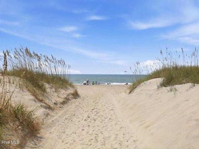 condo with 1 bedroom, Atlantic Beach NC ES104901600