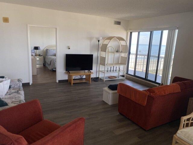 condo with 1 bedroom, Atlantic City NJ DLS101801867