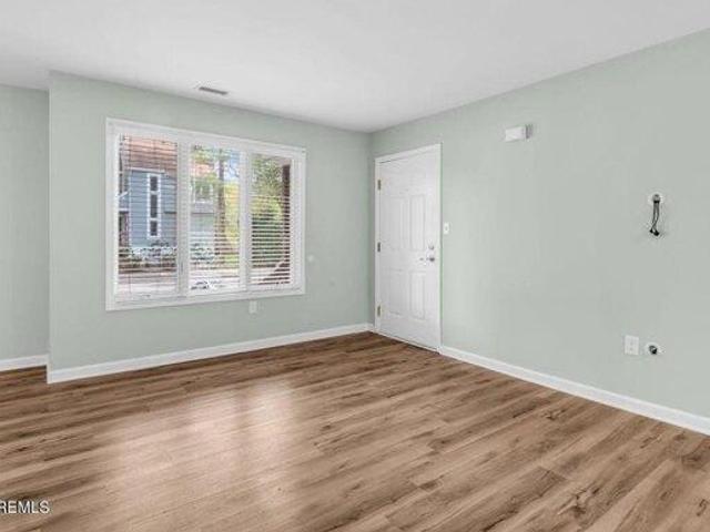 condo with 1 bedroom, Atlantic Highlands NJ DS104409177
