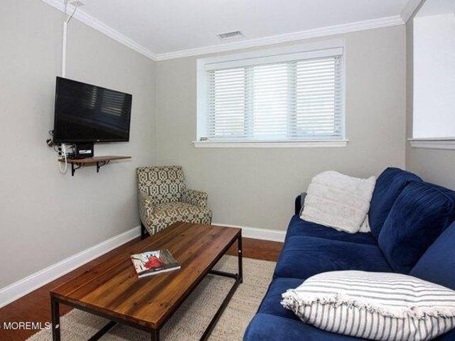 condo with 1 bedroom, Avon By The Sea NJ ES104836105
