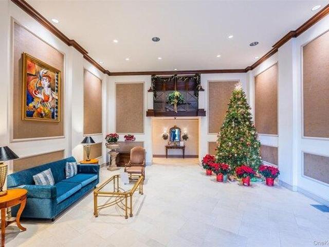 condo with 1 bedroom, Bayside NY DLS101781007