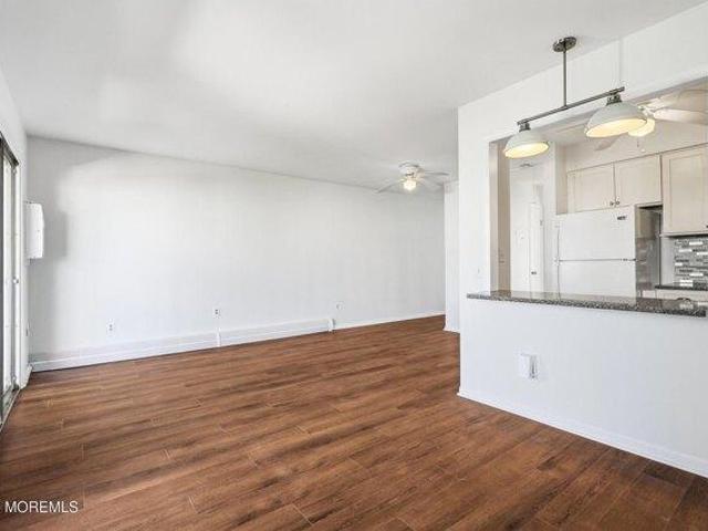 condo with 1 bedroom, Belmar NJ ES105231827