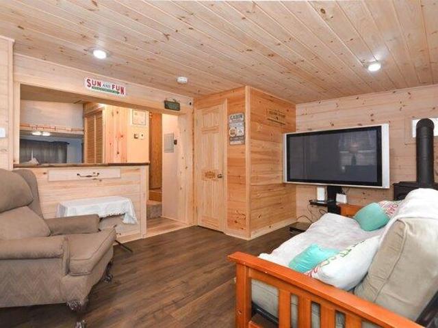 condo with 1 bedroom, Belmont NH ES105144914
