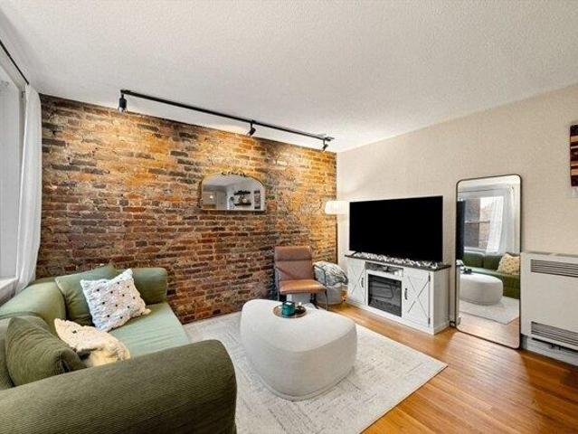 condo with 1 bedroom, Boston MA DLS102669868