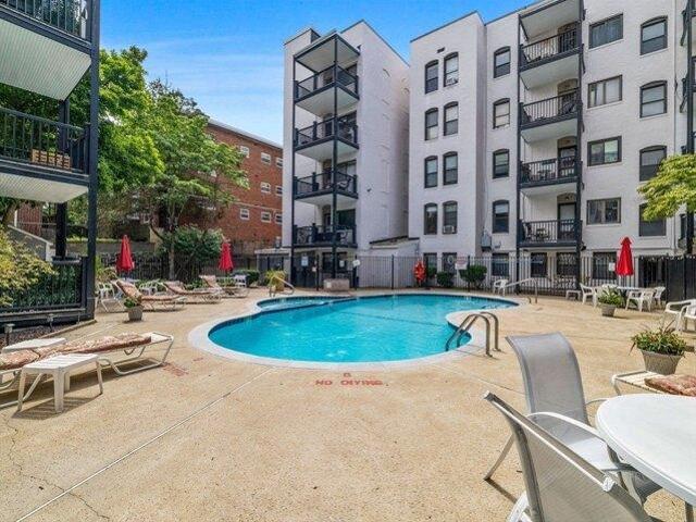 condo with 1 bedroom, Boston MA DLS102724299