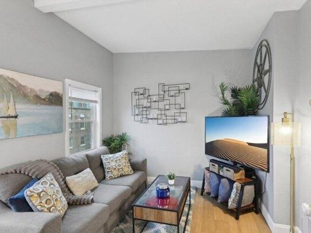 condo with 1 bedroom, Boston MA DLS102775881