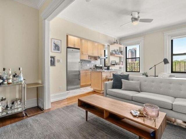 condo with 1 bedroom, Boston MA DLS102961793