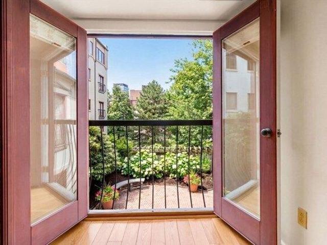 condo with 1 bedroom, Boston MA DS101705535