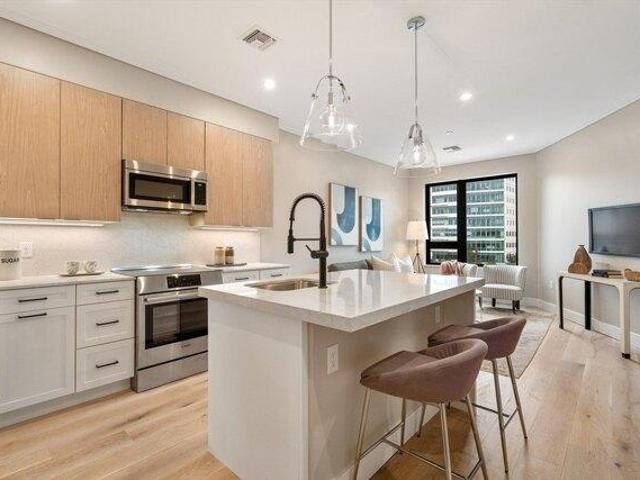 condo with 1 bedroom, Boston MA DS101957809