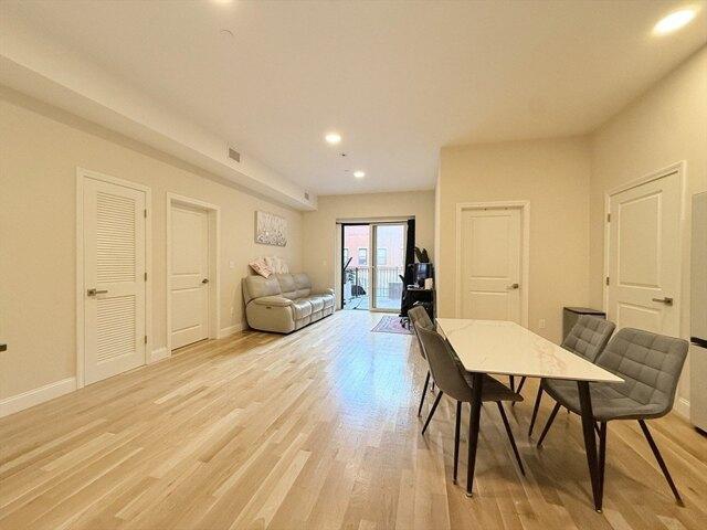 condo with 1 bedroom, Boston MA DS102592407