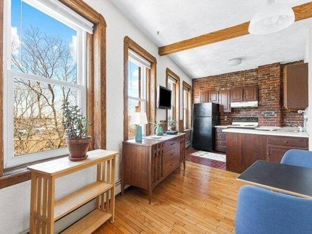 condo with 1 bedroom, Boston MA DS102118263