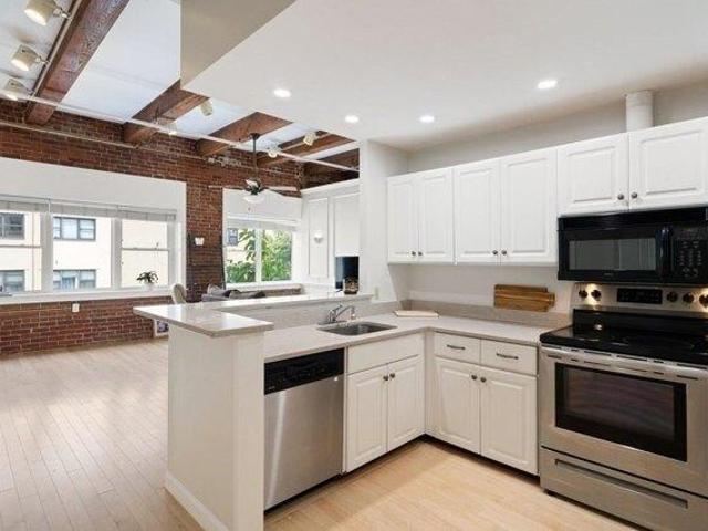 condo with 1 bedroom, Boston MA DS103443351