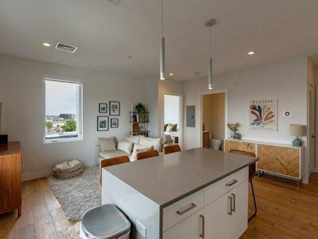 condo with 1 bedroom, Boston MA DS104042404