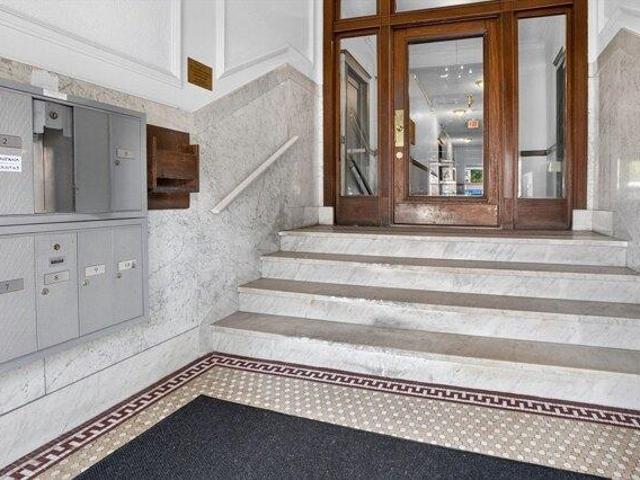 condo with 1 bedroom, Boston MA DS104043612