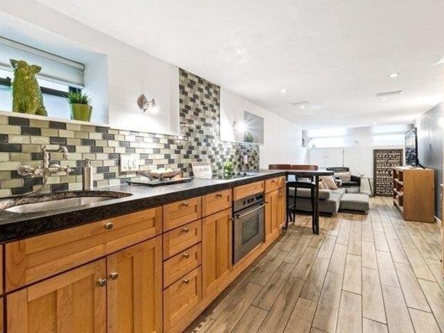 condo with 1 bedroom, Boston MA DS104075417