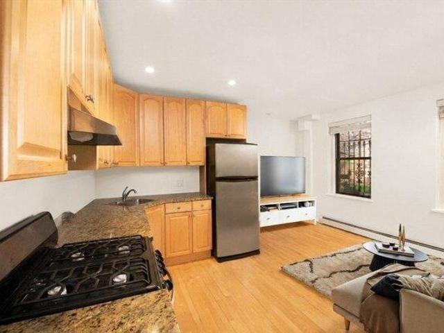 condo with 1 bedroom, Boston MA DS104264614
