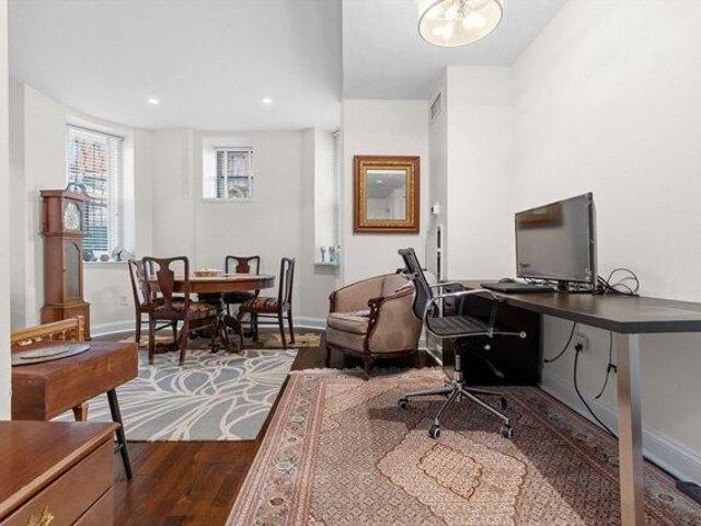condo with 1 bedroom, Boston MA ES102960039