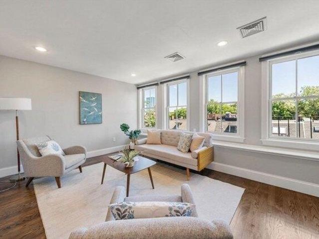 condo with 1 bedroom, Boston MA ES103444681
