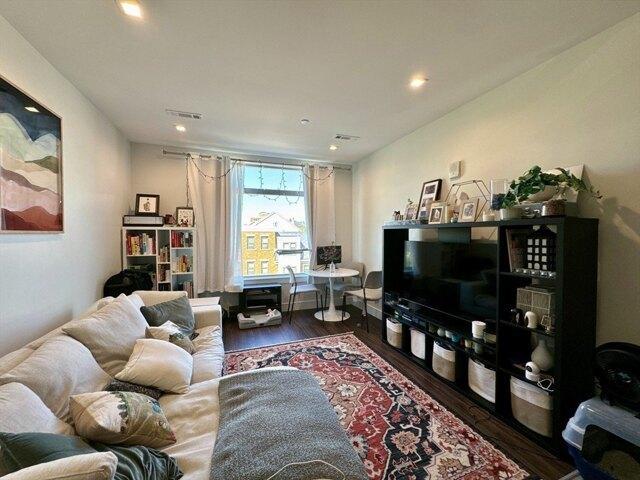 condo with 1 bedroom, Boston MA ES103495772