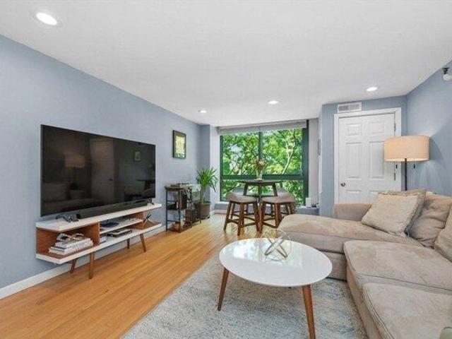 condo with 1 bedroom, Boston MA ES103496211