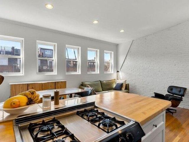 condo with 1 bedroom, Boston MA ES103497320