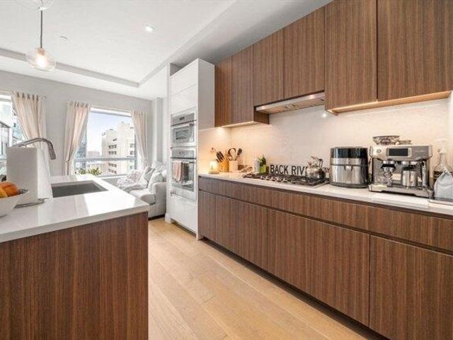 condo with 1 bedroom, Boston MA ES103500417