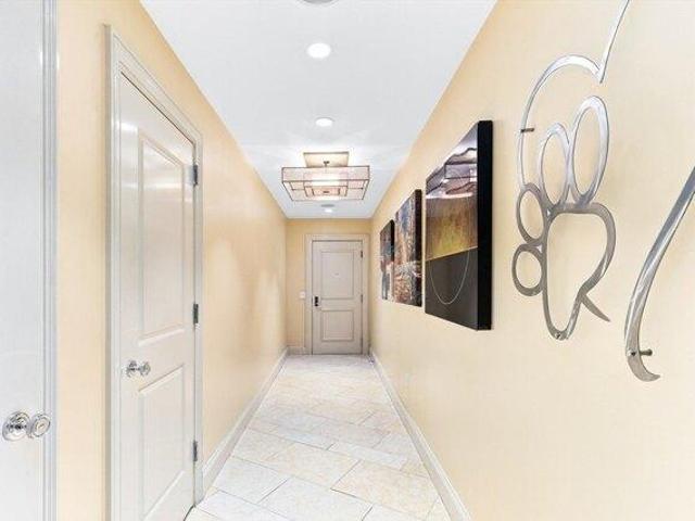 condo with 1 bedroom, Boston MA ES103852607