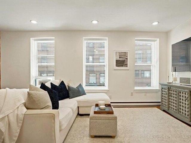 condo with 1 bedroom, Boston MA ES103928277