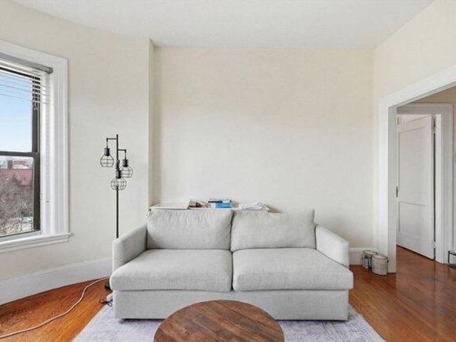 condo with 1 bedroom, Boston MA ES103020861
