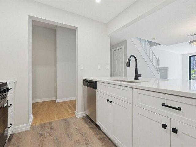 condo with 1 bedroom, Boston MA ES103035979