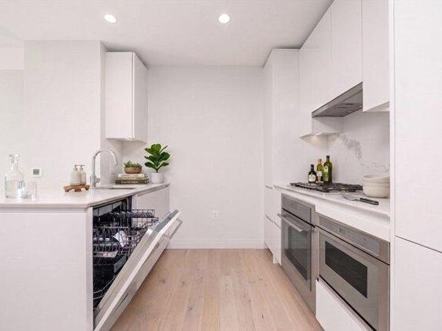condo with 1 bedroom, Boston MA ES103100954