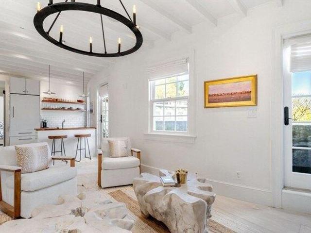 condo with 1 bedroom, Boston MA ES103222118