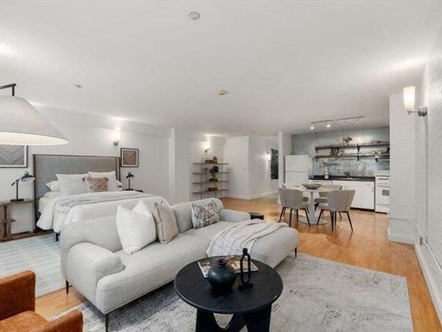 condo with 1 bedroom, Boston MA ES104481175