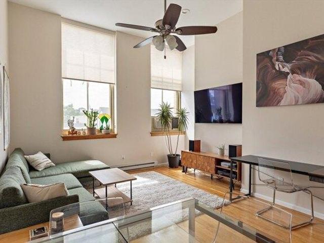 condo with 1 bedroom, Boston MA ES104719839