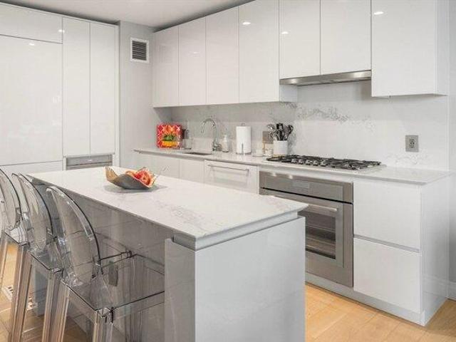 condo with 1 bedroom, Boston MA ES104809437