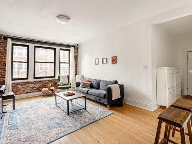 condo with 1 bedroom, Boston MA ES104809041