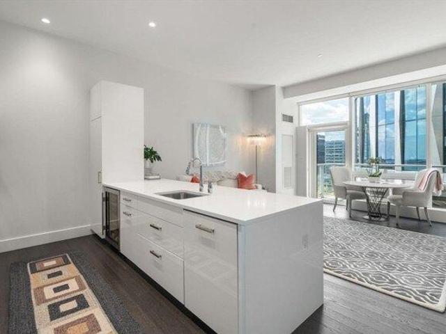 condo with 1 bedroom, Boston MA ES104835985