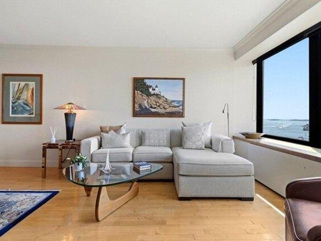condo with 1 bedroom, Boston MA ES104850585