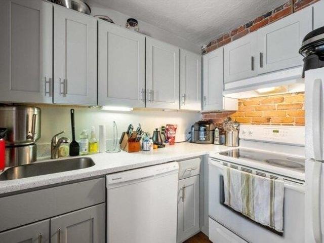 condo with 1 bedroom, Boston MA ES104850324