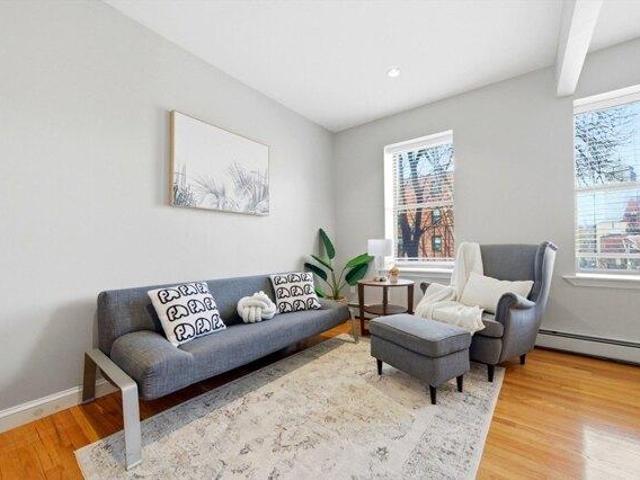 condo with 1 bedroom, Boston MA ES104920245