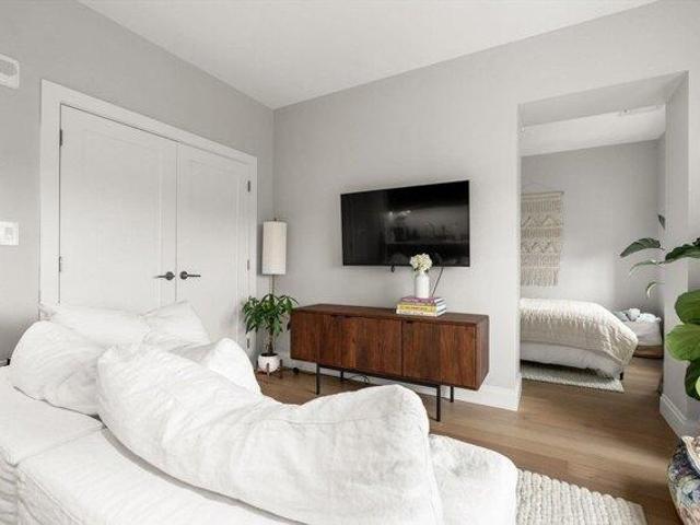 condo with 1 bedroom, Boston MA ES104922237