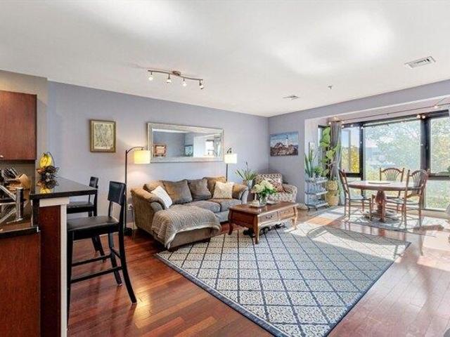 condo with 1 bedroom, Boston MA ES104043725