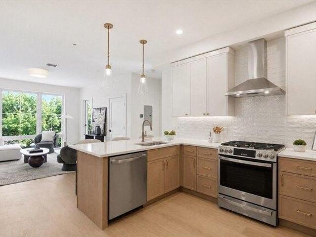 condo with 1 bedroom, Boston MA ES104043822