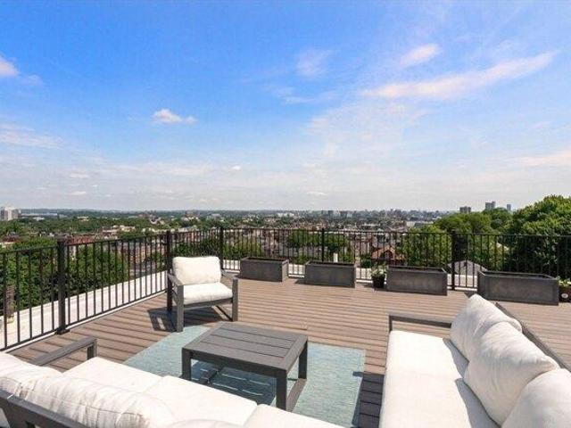 condo with 1 bedroom, Boston MA ES104237865