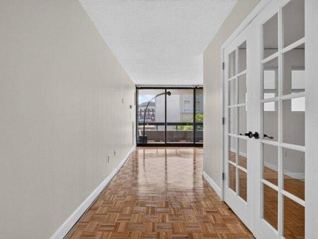 condo with 1 bedroom, Boston MA ES105401884